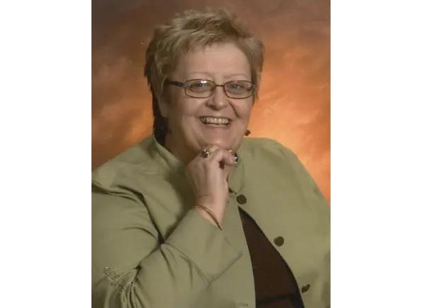 Susan Maxine Tetrick Obituary (2025) - Shinnston, WV - Perine Funeral ...