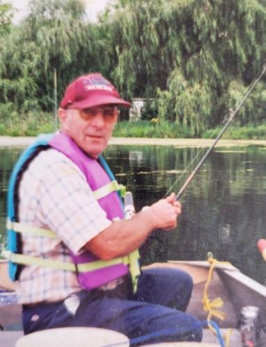 Leonard F. Kluck Obituary (2023) - Wisconsin Rapids, WI - Herman-Taylor ...