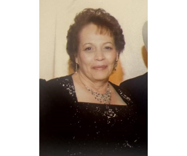Adelaida Sepulveda Favela Obituary (2025) - Chicago, IL - Sagrada ...