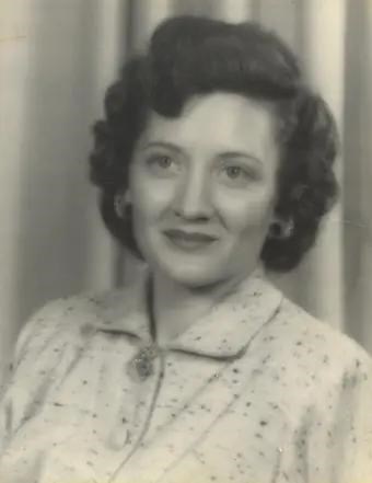 Alma Bowling Obituary (2024) - Mount Vernon, IL - Hughey Funeral Home