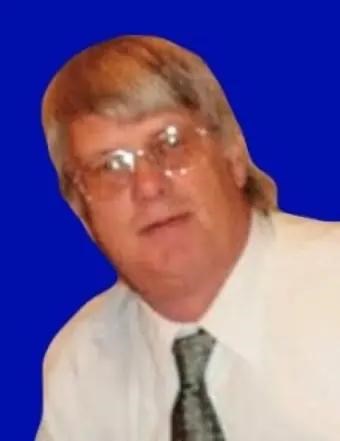 Howard Clay Wetzel II Obituary (2025) - Louisville, OH - Heritage ...