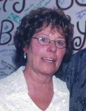 Elizabeth Jo Holloway Obituary (2025) - Fulton, MO - Maupin Funeral ...