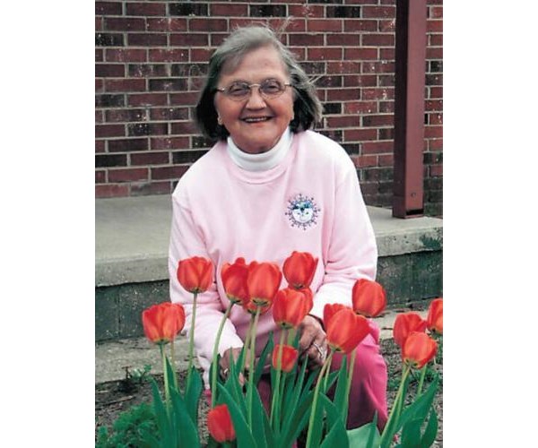 Alice Braafhart Obituary (2024) - Fremont, MI - Kroeze-Wolffis Funeral ...