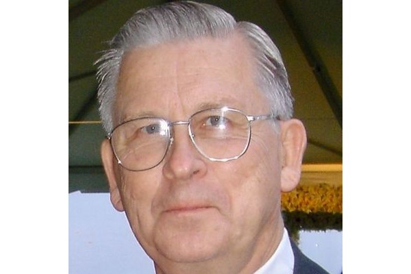 Julius Louis Helvey II Obituary (2026) - Moraga, CA - Oak Park Hills ...