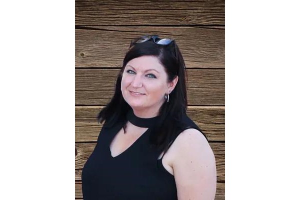 Sara Hunter Obituary (2026) - Britt, IA - Ewing Funeral Home & Monument ...