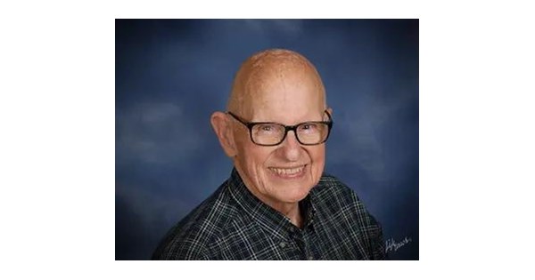 Carl Becker Obituary (2025) - Milwaukee, WI