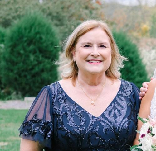 Laura Elizabeth Leine Obituary (2026) - Middleburg Heights, OH - Tomon ...