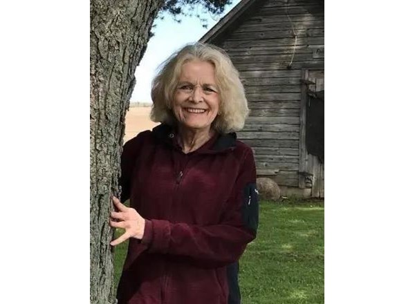 Sue Ann McCaw Obituary (2025) - Alma, MI - Lux and Whiting Funeral Chapel