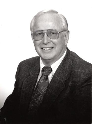 Robert "Gordon" Ross Obituary (2025) - Coos Bay, OR - Coos Bay Chapel ...