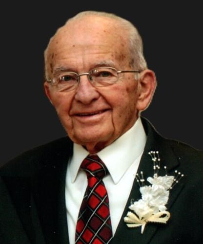 Joseph T. "Joe" Leisgang Obituary (2025) - Green Bay, WI - Lyndahl ...