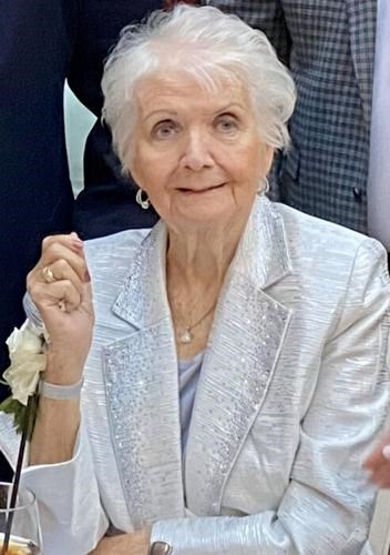Margaret Mary Nicholas Obituary (2024) - Waterford, MI - Coats Funeral ...