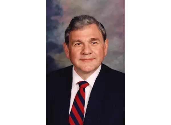 Douglas Mott Obituary (2025) - Dubuque, IA - Egelhof, Siegert & Casper ...