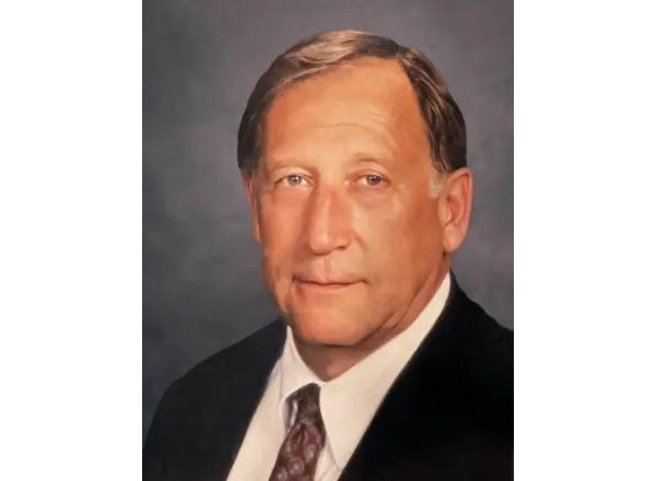 Daniel B. Tschida Obituary (2024) - Maplewood, MN - Oakwood Funeral ...