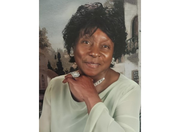 Elizabeth Saylor Manson Obituary (2026) - Avon, CT - Carmon Windsor ...
