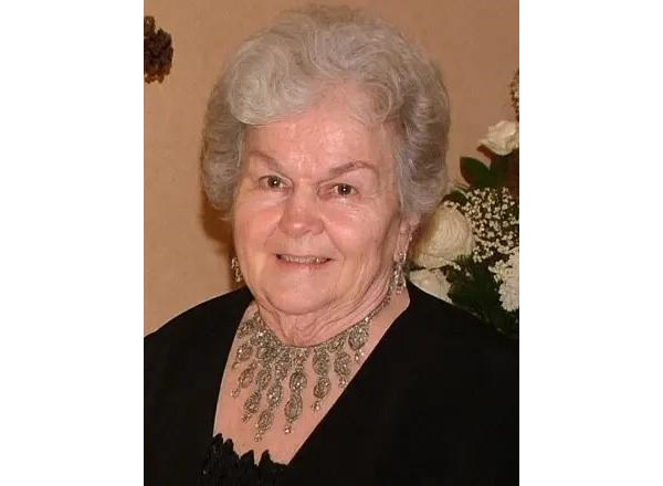 Dixie Ann Domanico Obituary (2025) - Wauconda, IL - Kisselburg-Wauconda ...