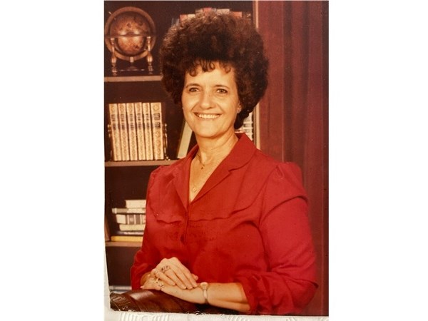 Nina Faye Wisdom Obituary (2025) - Wolfe City, TX - R. W. Owens & Son ...