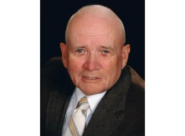 Robert Douglas Neitzke Obituary (2025) - Alma, MI - Lux and Whiting ...