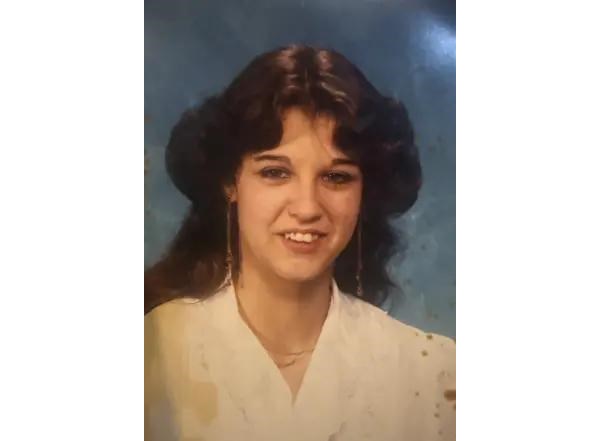 Carrie L. Edson Obituary (2025) - Oneida, IL - Hurd-Hendricks Funeral ...