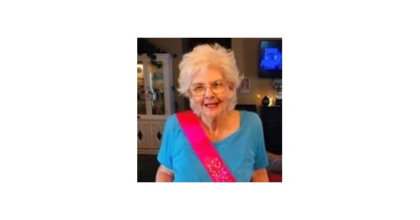 Elaine Chambers Obituary and Online Memorial (2026)