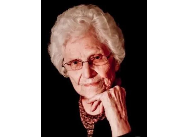 Glenna Lucille Carpenter Obituary (2025) - McKee, KY - Lakes Funeral Home
