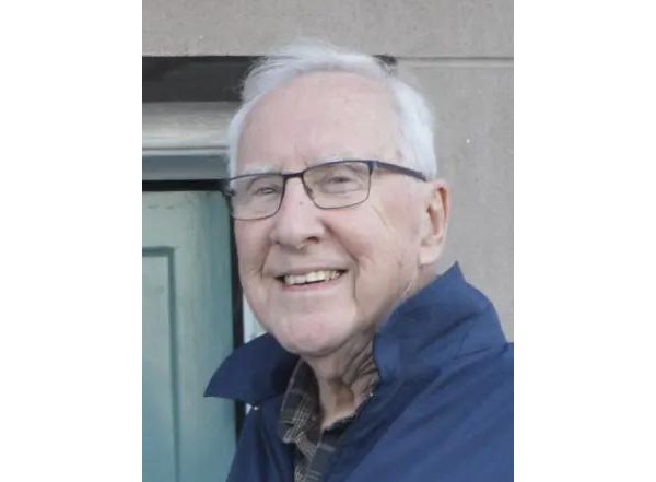 Ian Ormond Lisk Obituary (2024) - Glenview, IL - N.H. Scott & Hanekamp ...