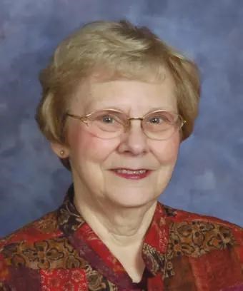 Barbara "Barb" Schroeder Obituary (2025) - Dubuque, IA - Hoffmann ...