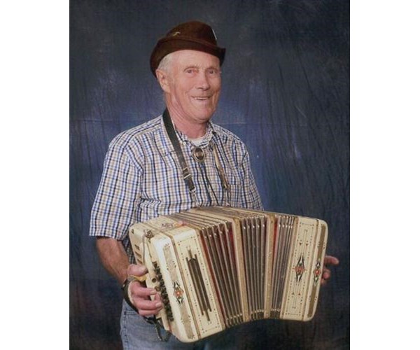 Carl H. Voigt Obituary (2023) - Wausau, WI - Peterson/Kraemer Funeral ...