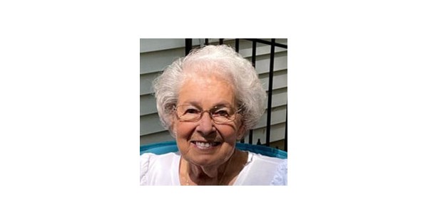 Vivian V. Reidel Obituary (2023) - Holland, MI - Langeland-Sterenberg ...