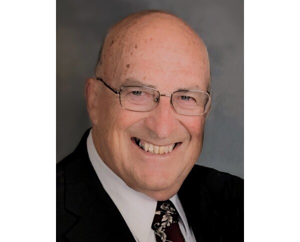 Lawrence J. "Larry" Griffin Obituary (2025) - Dubuque, IA - Leonard ...