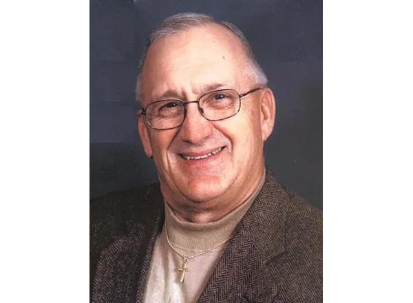 Robert Warner Freeland Obituary (2024) - Batavia, IL - Hecker-Patron ...
