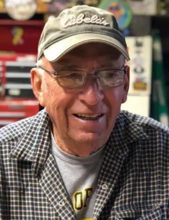 Gordon Hayes Obituary (2025) - Chariton, IA - Pierschbacher Funeral ...