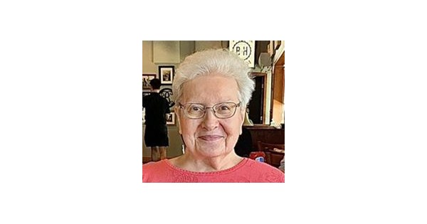 Phyllis Benvenuto Obituary (2026) - East Alton, IL - Paynic Home For ...