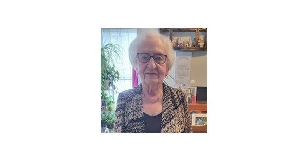 Erika F. Roy Obituary (2025) - Ayer, MA - Anderson Funeral Home - Townsend