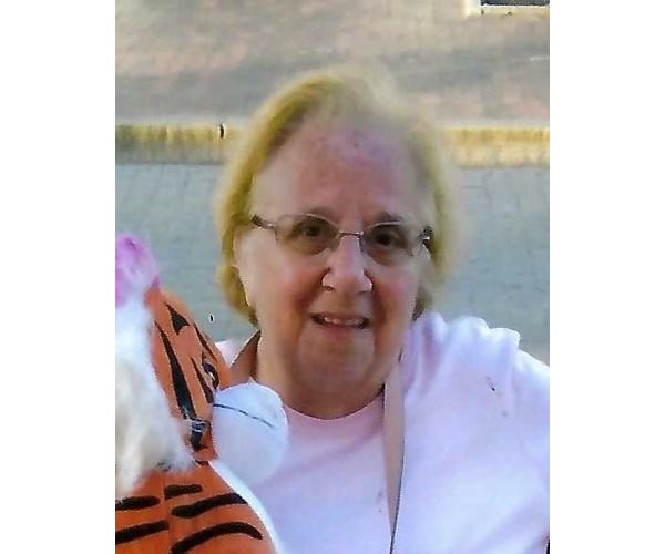 Roberta J. Grover Obituary (1942 - 2025) - Haverhill, MA - 97.9 WHAV