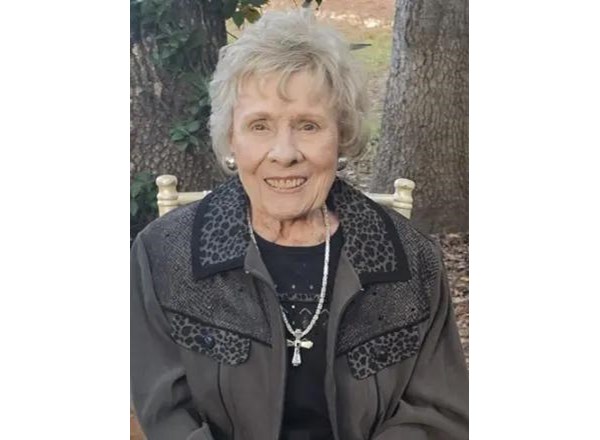 Maxine Weinert Obituary (2025) - Fayetteville, TX - Koenig-Belvill ...