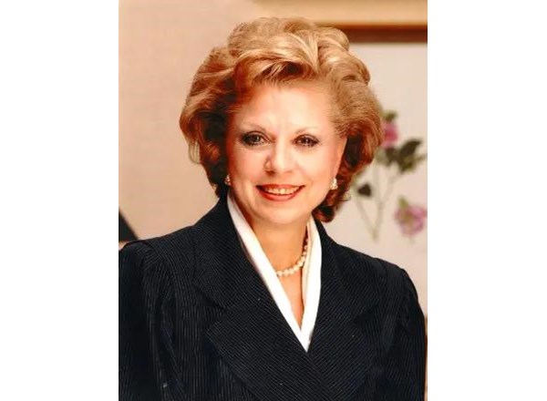 Jo Anne Petersen Obituary (2024) - Troy, MI - A.J. Desmond & Sons ...
