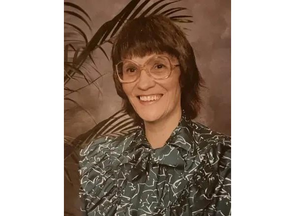Shirley Reineke Obituary (2025) - McMechen, WV - Altmeyer Funeral Homes ...