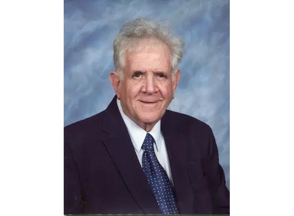 John L. Arenz Sr. Obituary (2025) - Marquette, MI - Canale Tonella ...
