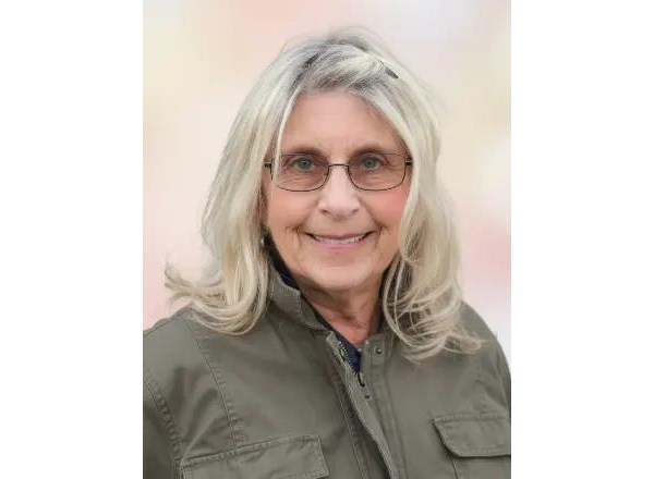 Janet E. Davis Obituary (2025) - Warwick, RI - Quinn Funeral Home - Warwick