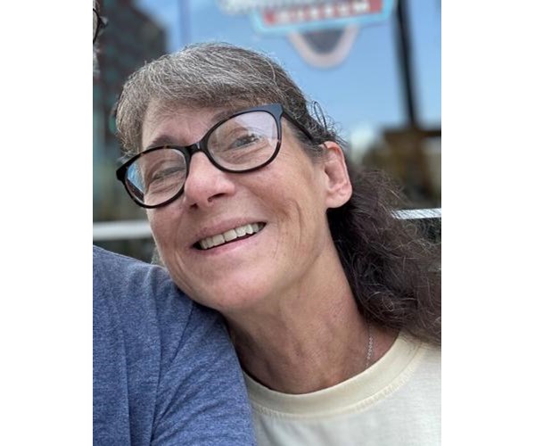 Robin Lynn Leek Obituary (2025) - Hillsboro, IL - Hough & Sons Funeral ...