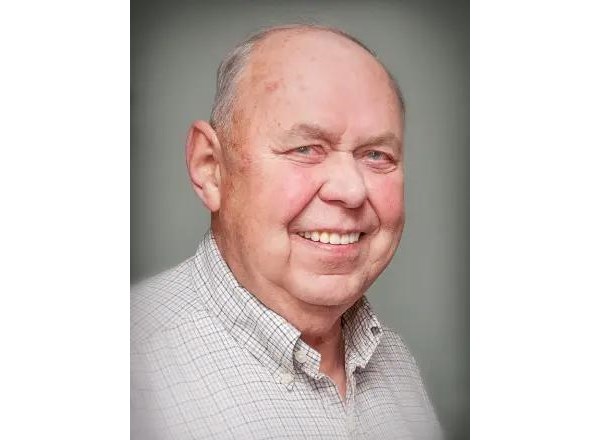 Charles H. Eipert Jr. Obituary (2025) - Glenview, IL - N.H. Scott ...