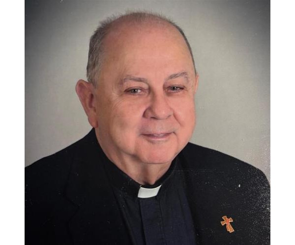 Deacon Robert Murphy Obituary (2025) - Huntersville, NC - James Funeral ...
