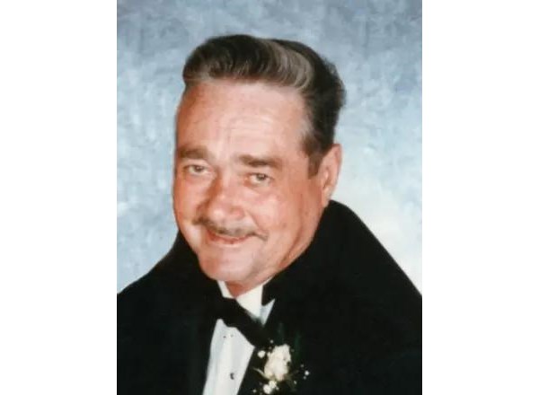 Eugene H. Farrell Obituary (2025) - Sullivan, MO - Eaton Funeral Home ...