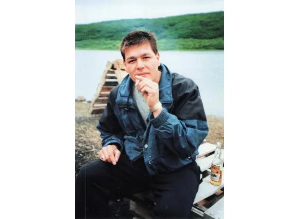 Robin Dean Larsen Obituary (2025) - Anchorage, AK - Janssen’s Mat-Su ...
