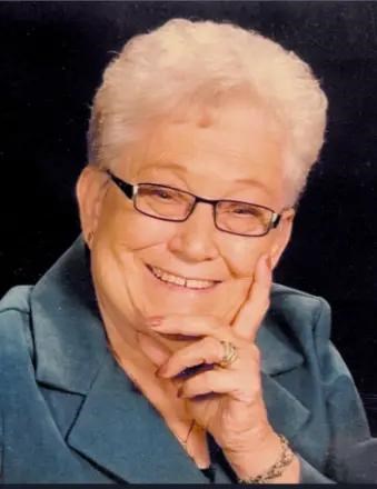 Cleota Gwen Bryan Obituary (2025) - Pierre, SD - Isburg Funeral Chapels ...