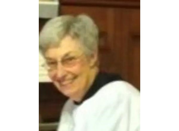 Betty Sue Gill Obituary (2024) - Versailles, KY - Blackburn & Ward ...