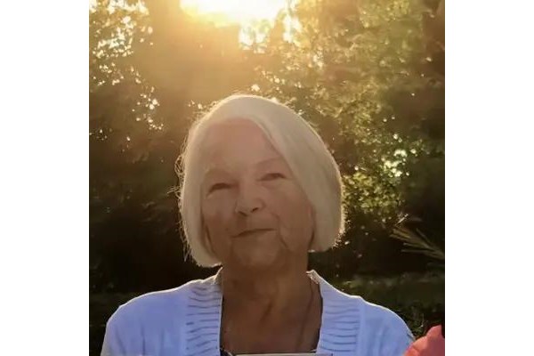 Betty Sue Robinson Obituary (2025) - Erwin, TN - Valley Funeral Home