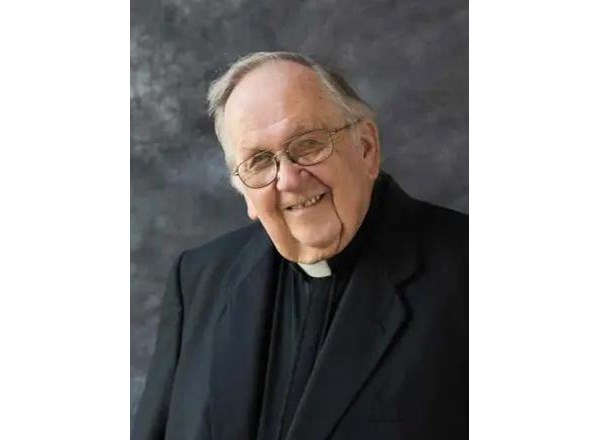 Rev. John J. Riesenberg Jr. Obituary (2025) - Fort Thomas, KY ...