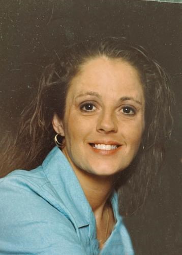 Glenna Mae Moore Obituary (2025) - Chapmanville, WV - Freeman Funeral ...