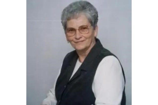 Dorothy Key Hunt Obituary (2025) - Paris, TN - McEvoy Funeral Home, Inc ...